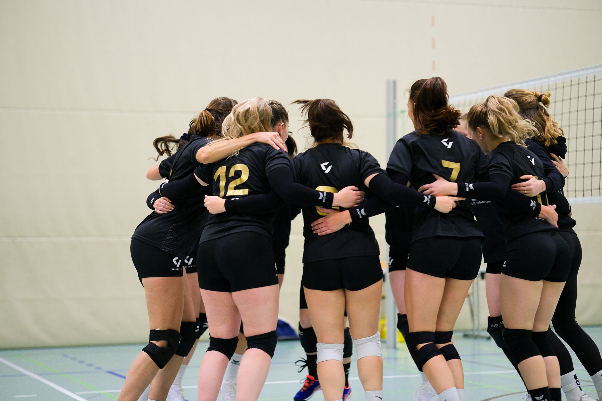 Home | Volley Uri