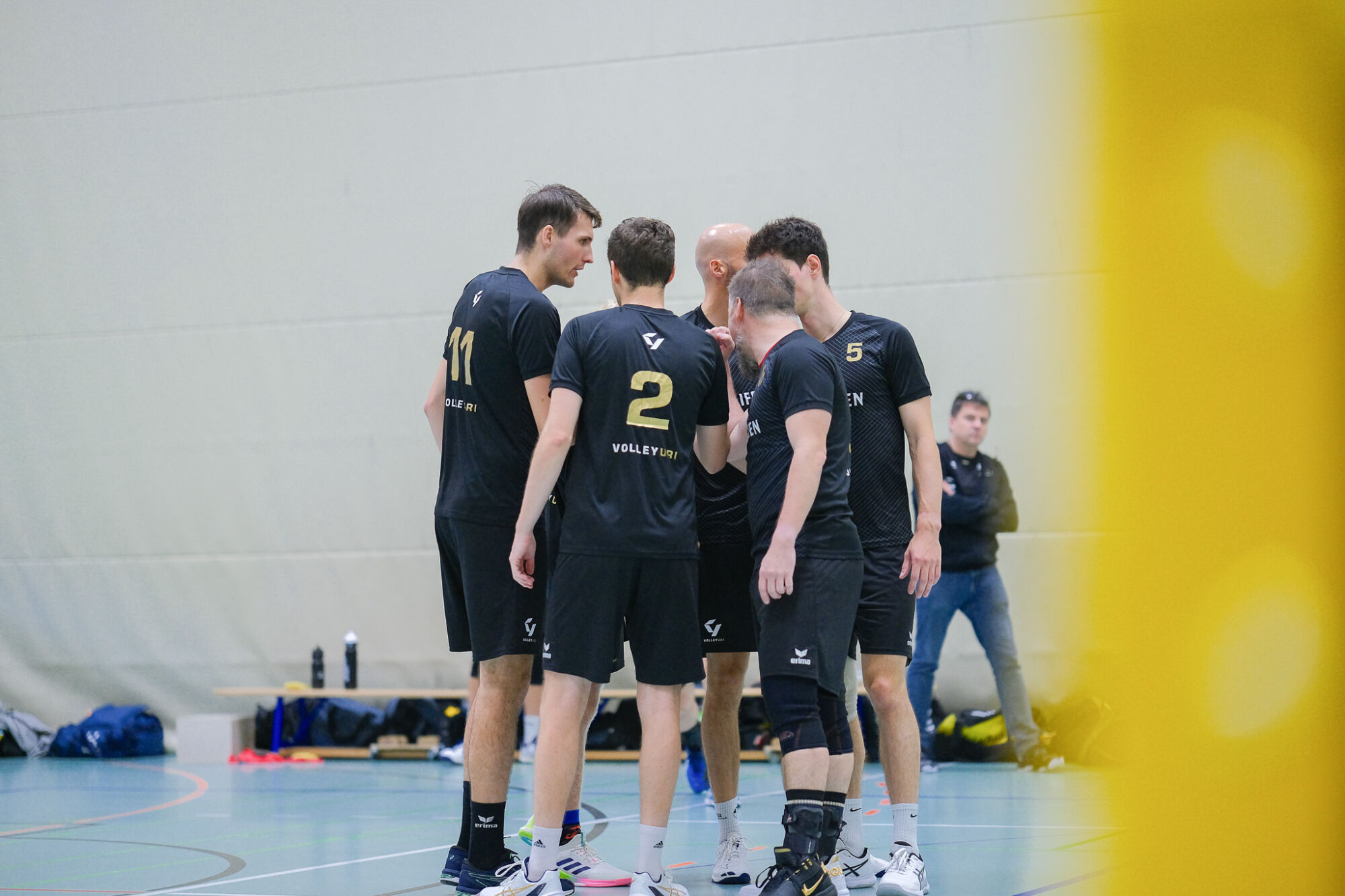 Home | Volley Uri